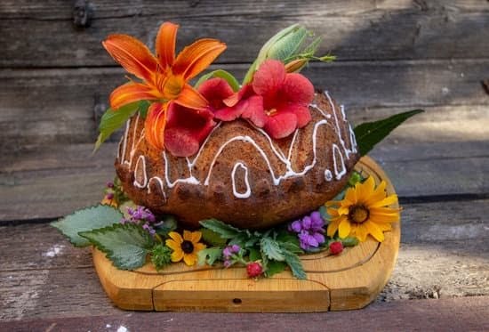 Baseball Bat Cake Decoration | Cake Karma