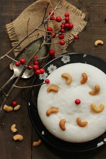 Basic Cake Recipe For Decorating | Cake Karma