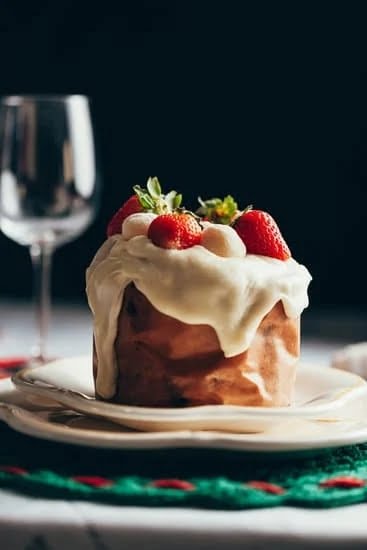 Easy Sponge Cake Decorating Ideas | Cake Karma